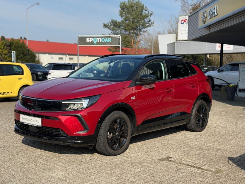 Opel Grandland GS Line Hybrid Alcantara+Kamera+Navi